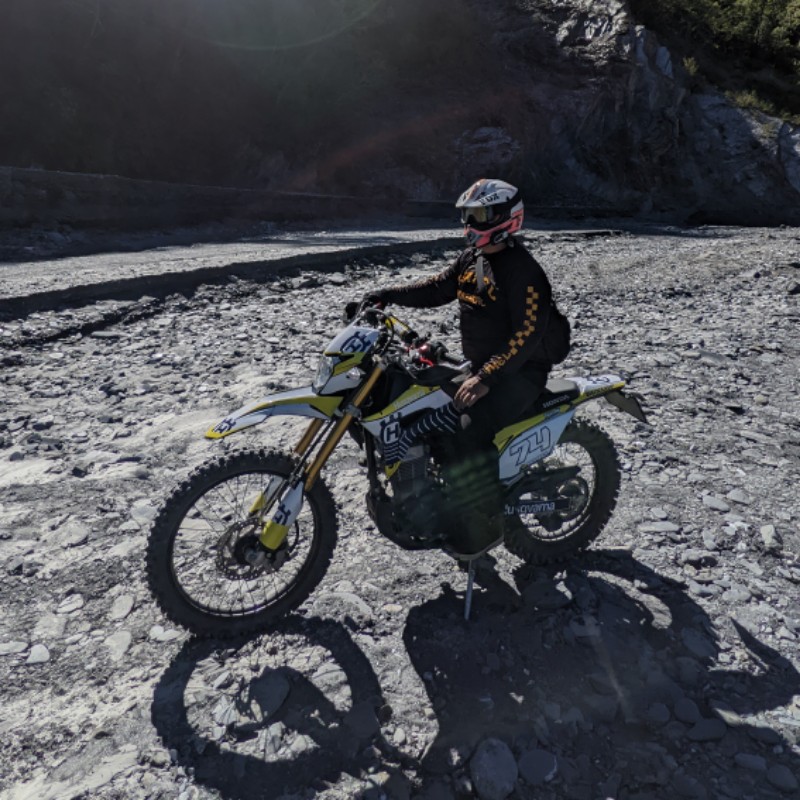 YC4+N Garage, 線上商店 | 蝦皮購物